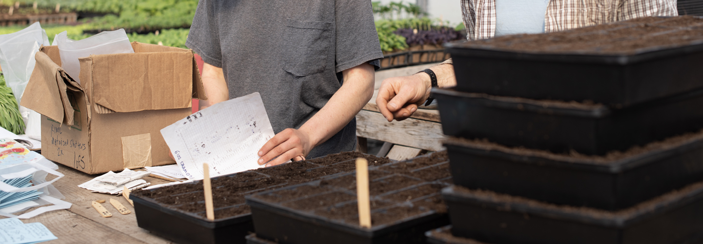 Johnny’s Selected Seeds | Supporting Farms & Gardens Since 1973